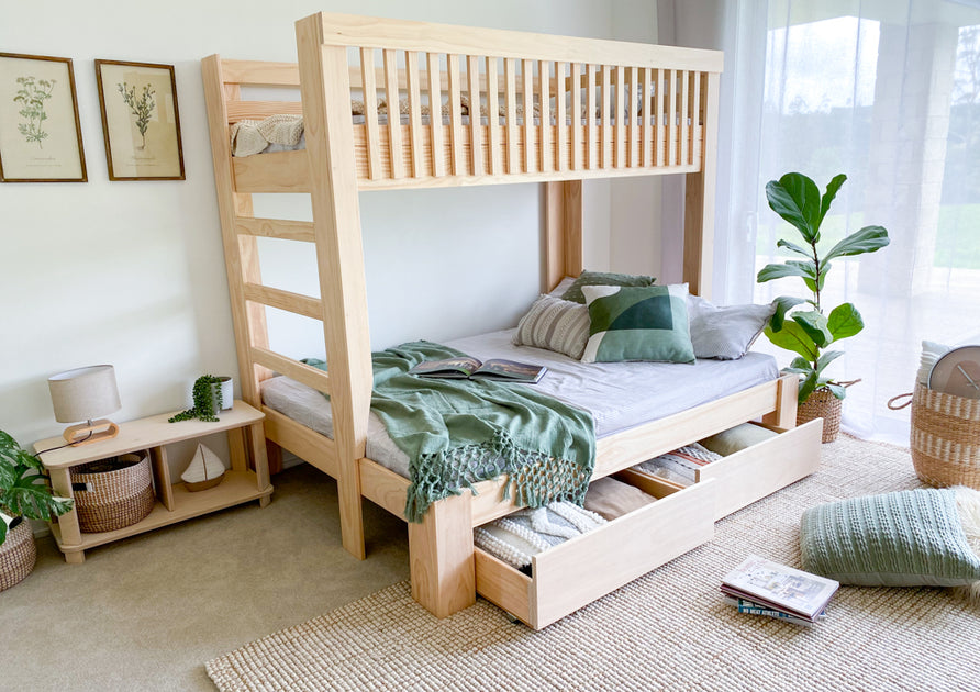 Family bunk beds PINE – Magic of wood NZ