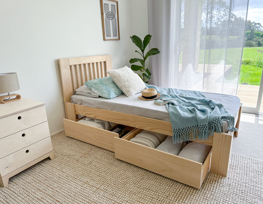 Scandi bed PINE – Magic of wood NZ