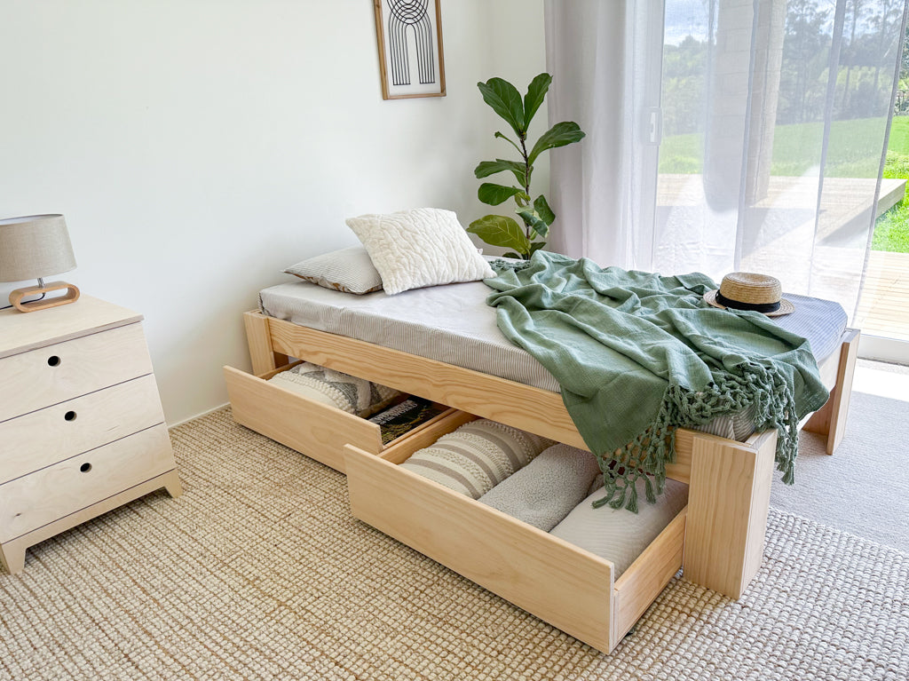 Beds PINE – Magic of wood NZ