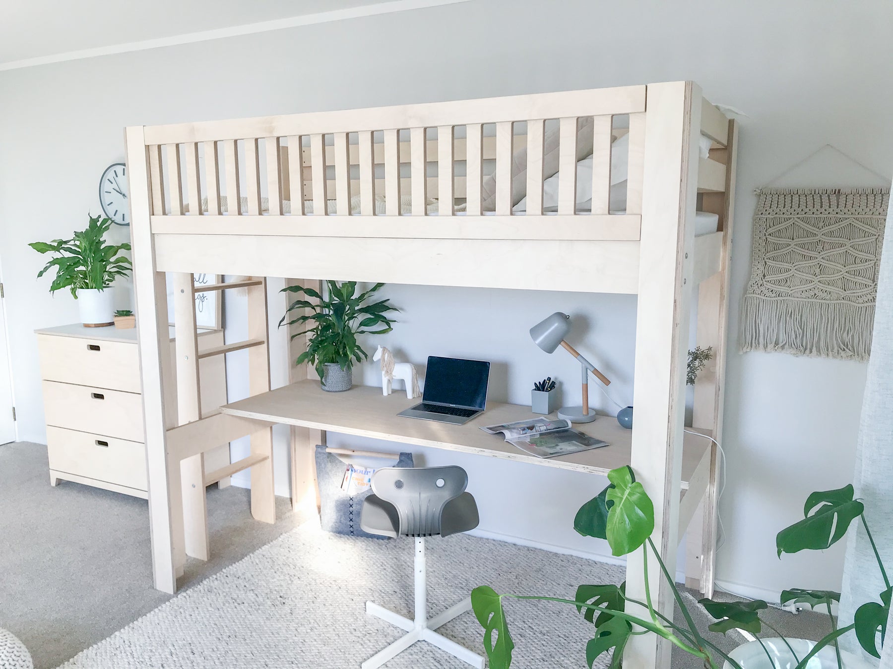 Loft beds with desks PLY – Magic of wood NZ