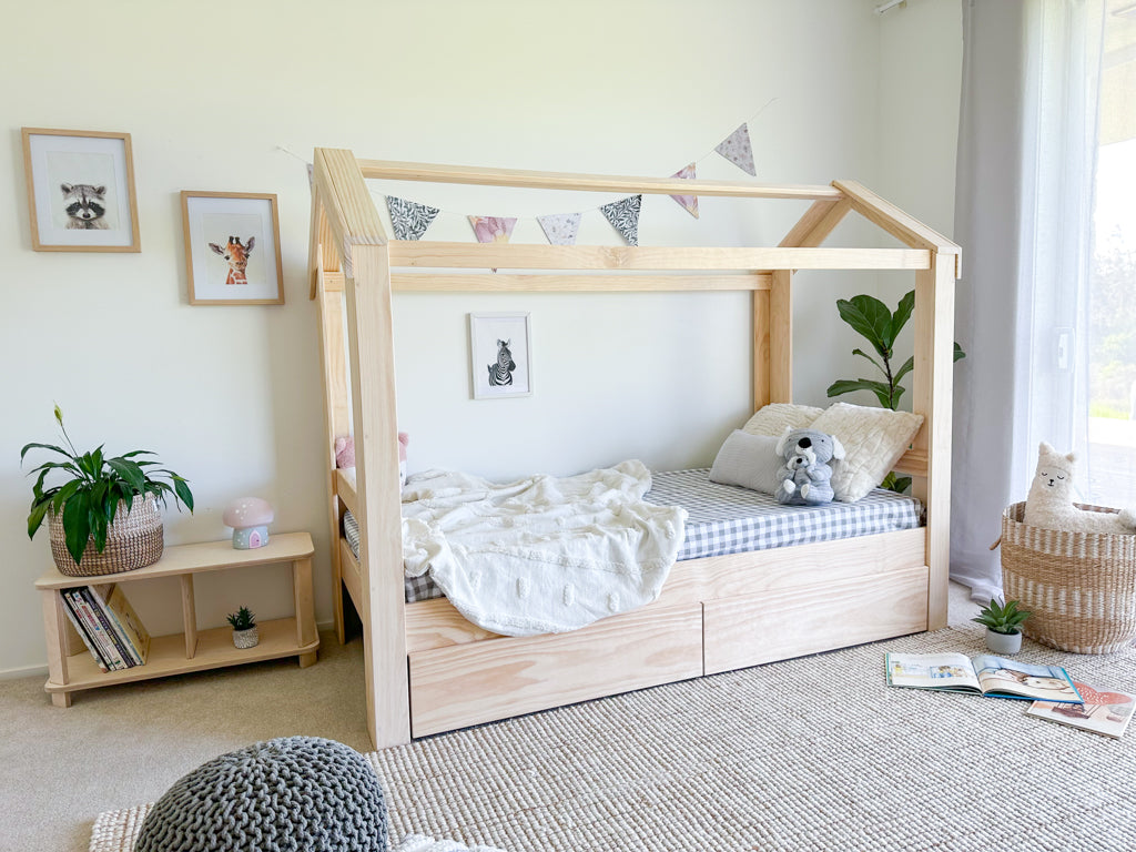 Beds PINE – Magic of wood NZ
