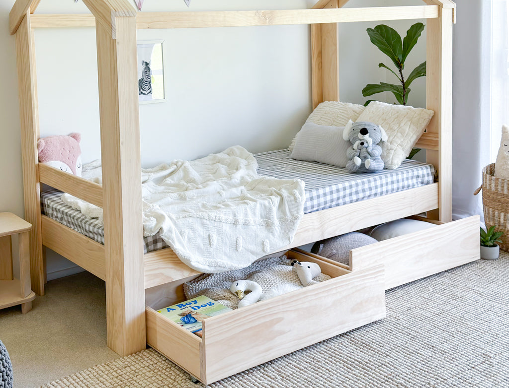 Beds PINE – Magic of wood NZ