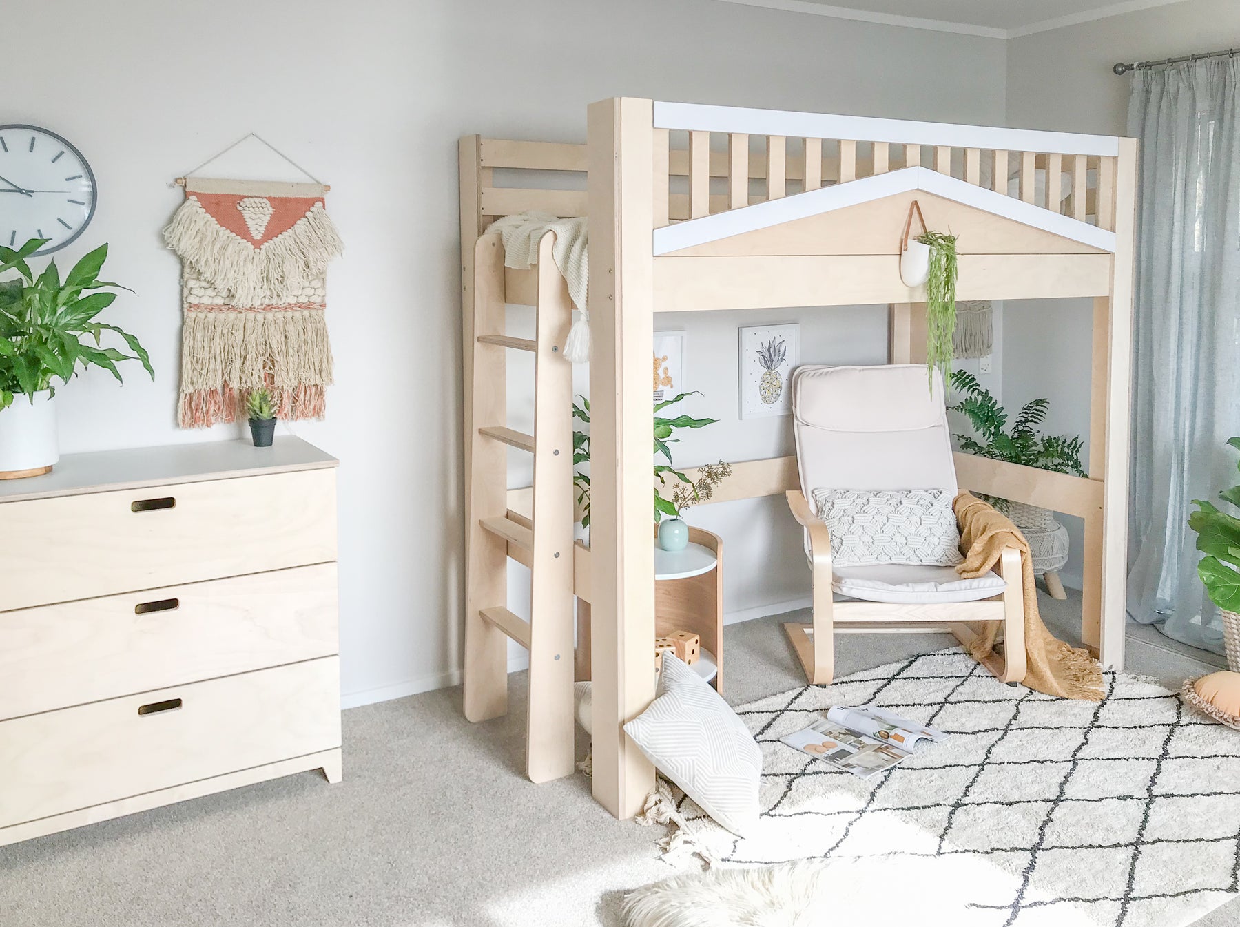 Cozy Loft bed – Magic of wood NZ