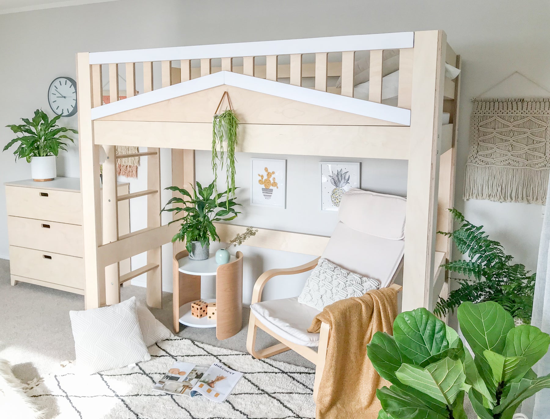 Cozy Loft bed – Magic of wood NZ