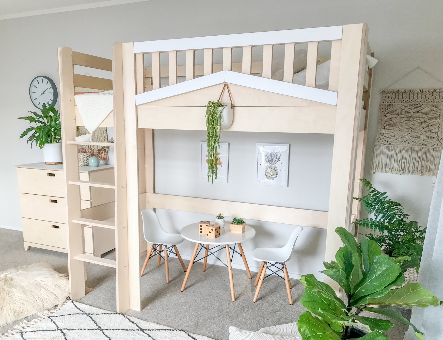 Cozy Loft bed – Magic of wood NZ
