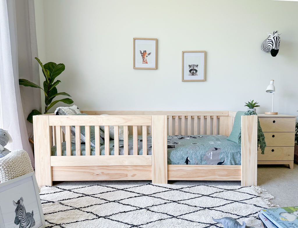 Scandi Floor bed PINE – Magic of wood NZ