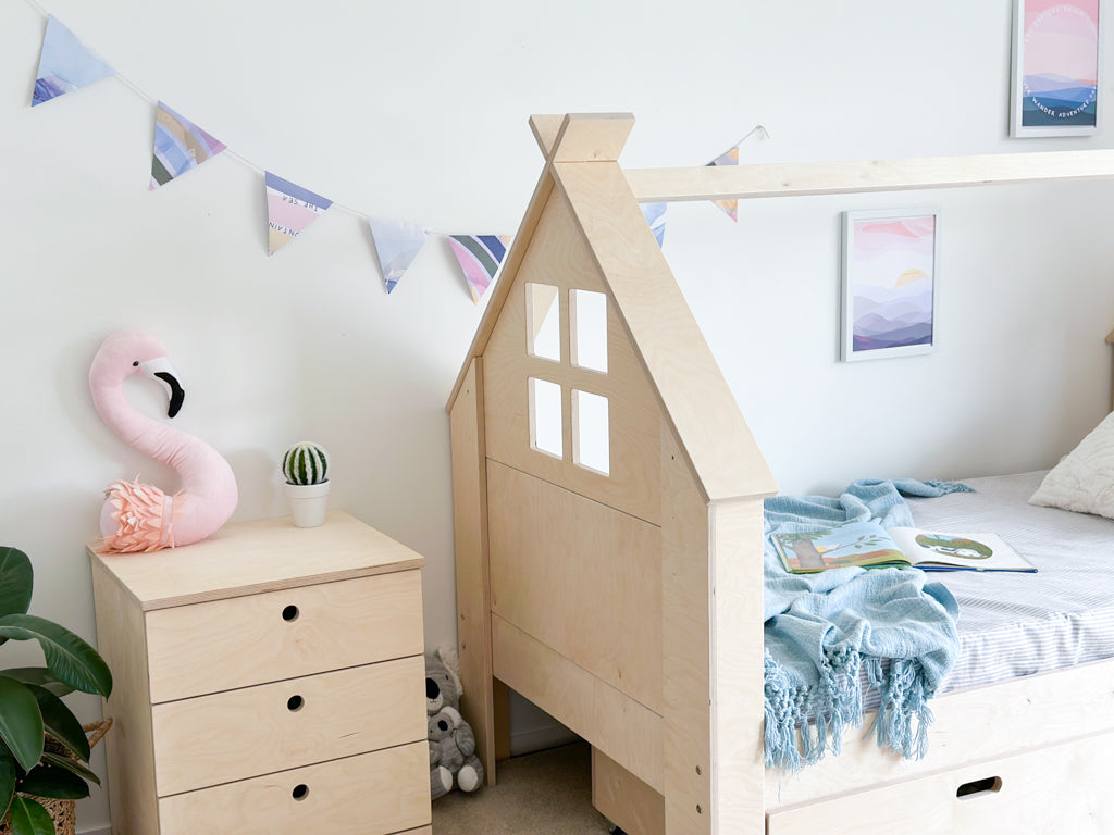 Fairytale canopy bed – Magic of wood NZ