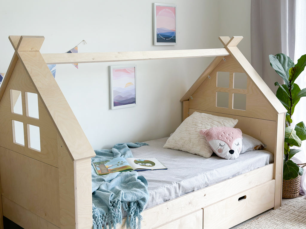 Fairytale canopy bed | Magic of wood NZ