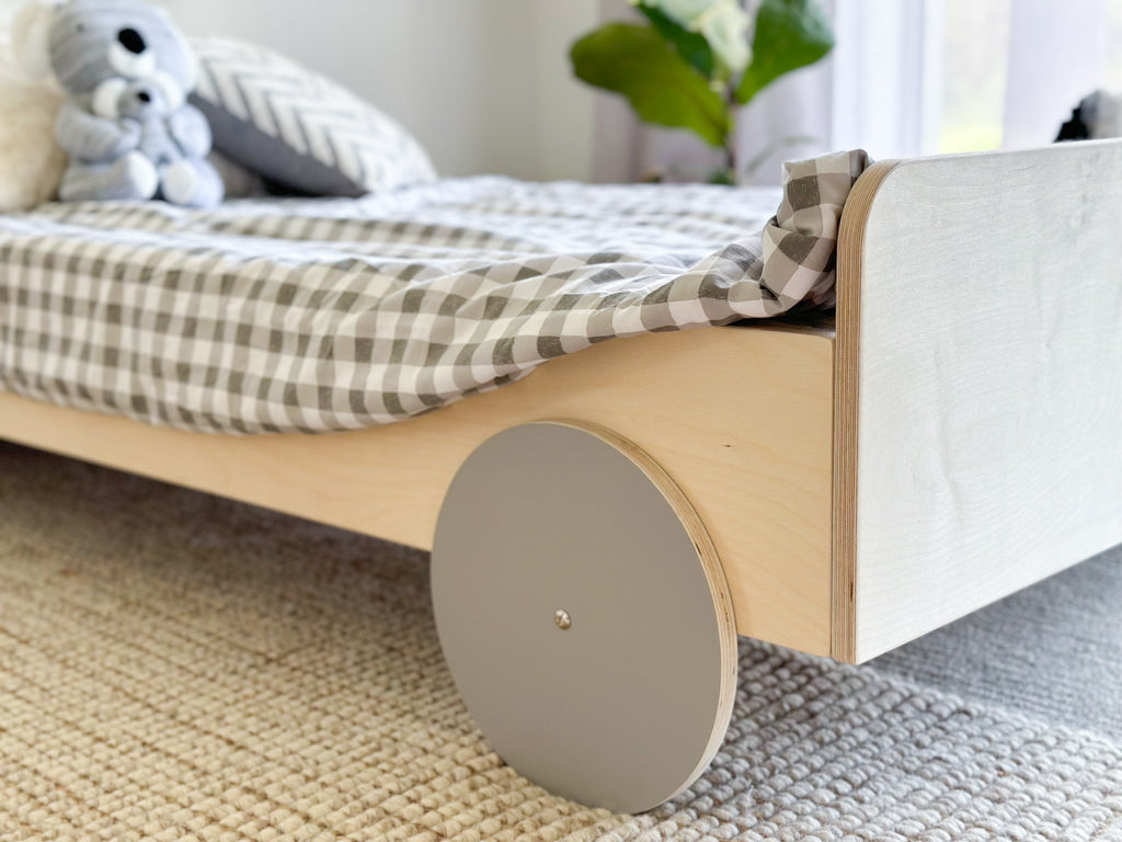 Mini wheels bed PLY – Magic of wood NZ