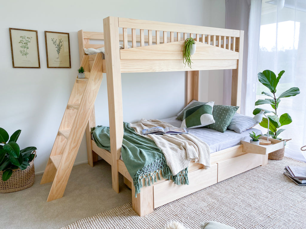 Family bunk beds PINE – Magic of wood NZ