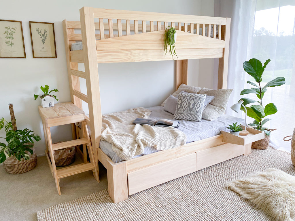 Family bunk beds PINE – Magic of wood NZ