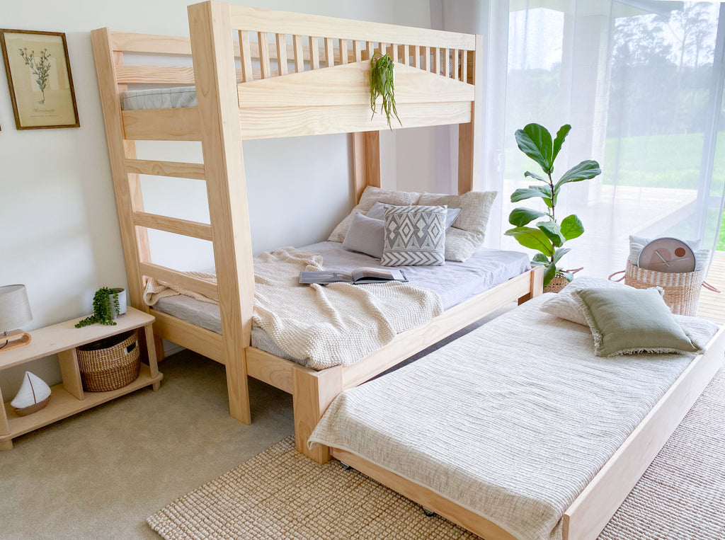 Family Cozy bunk bed PINE – Magic of wood NZ