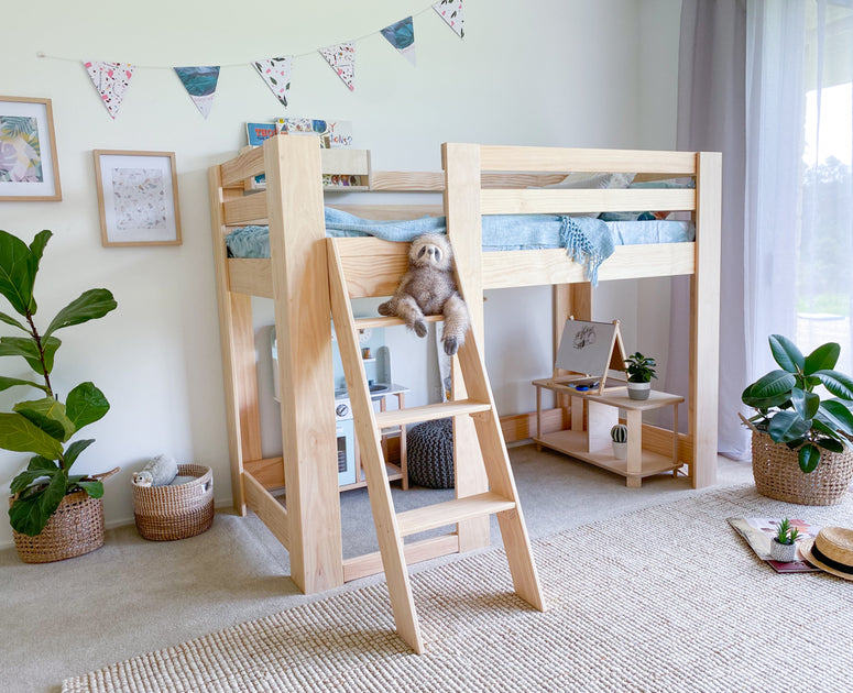 Classic LOW loft bed PINE – Magic of wood NZ