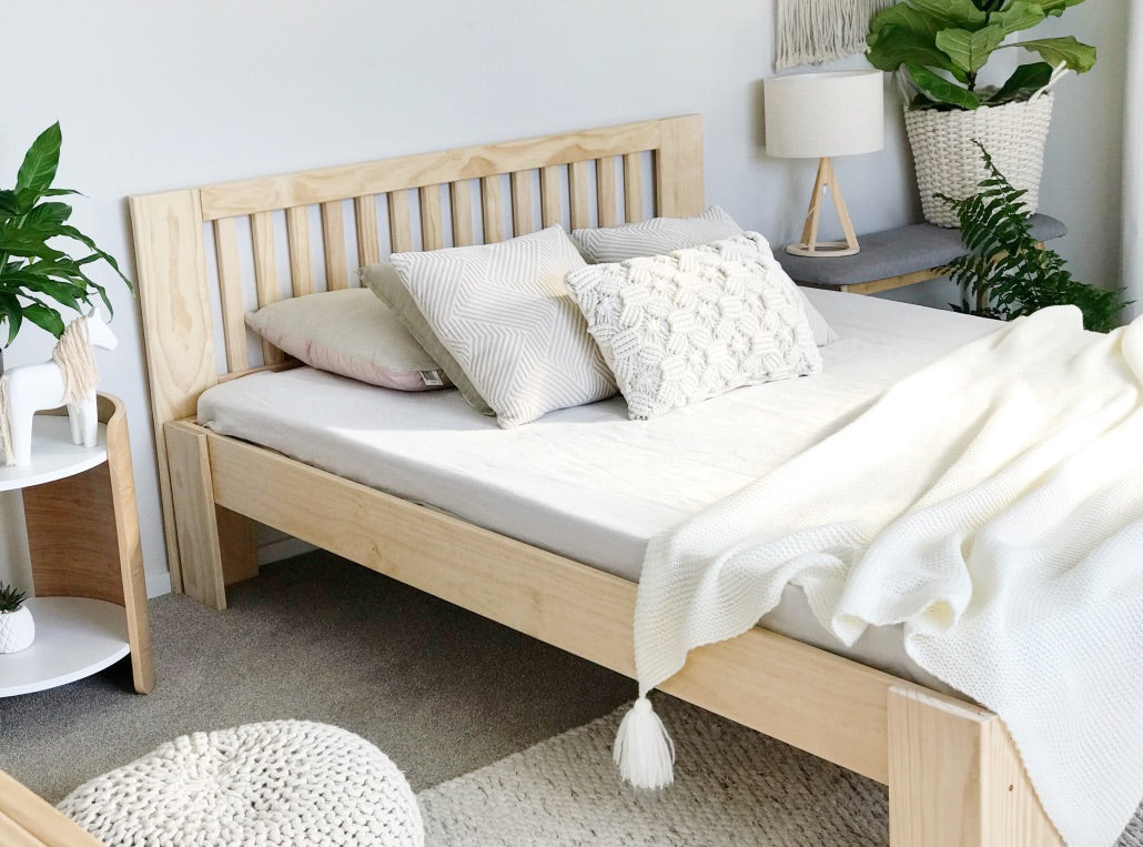 Double beds PINE – Magic of wood NZ